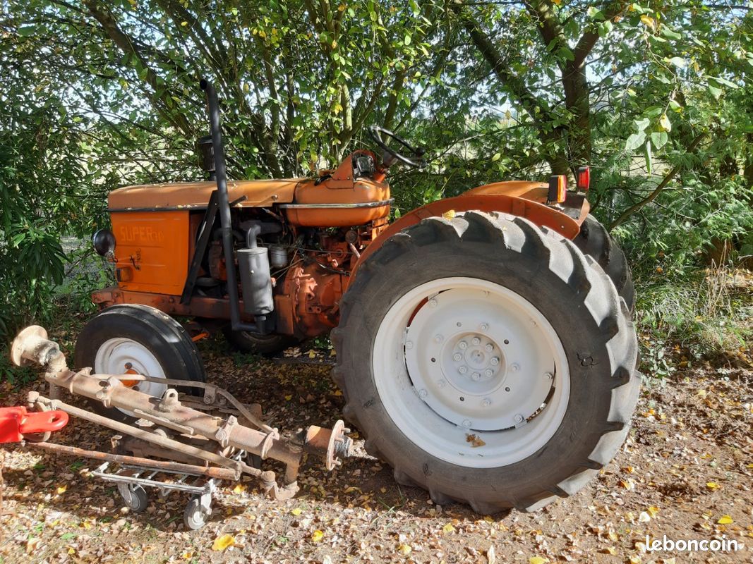 Tracteur Super 7 Renault