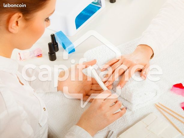 Institut de beauté - Bureaux & Commerces - leboncoin