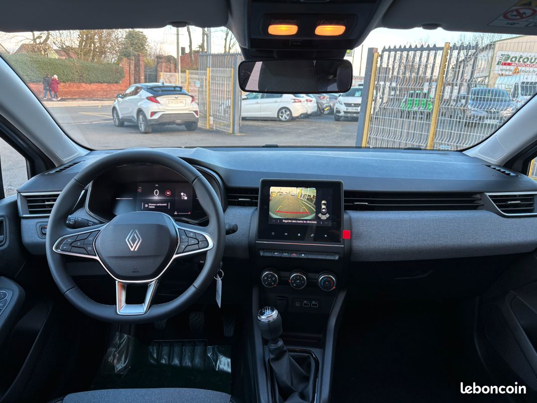 Renault Clio V 1.5 Blue dCi 100 ch - Voitures