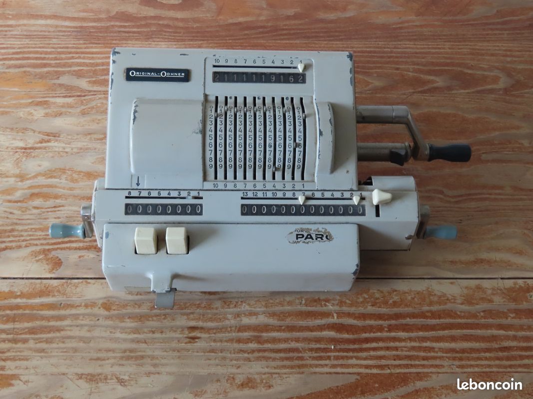 Machine à calculer "Original-Odhner" - Collection