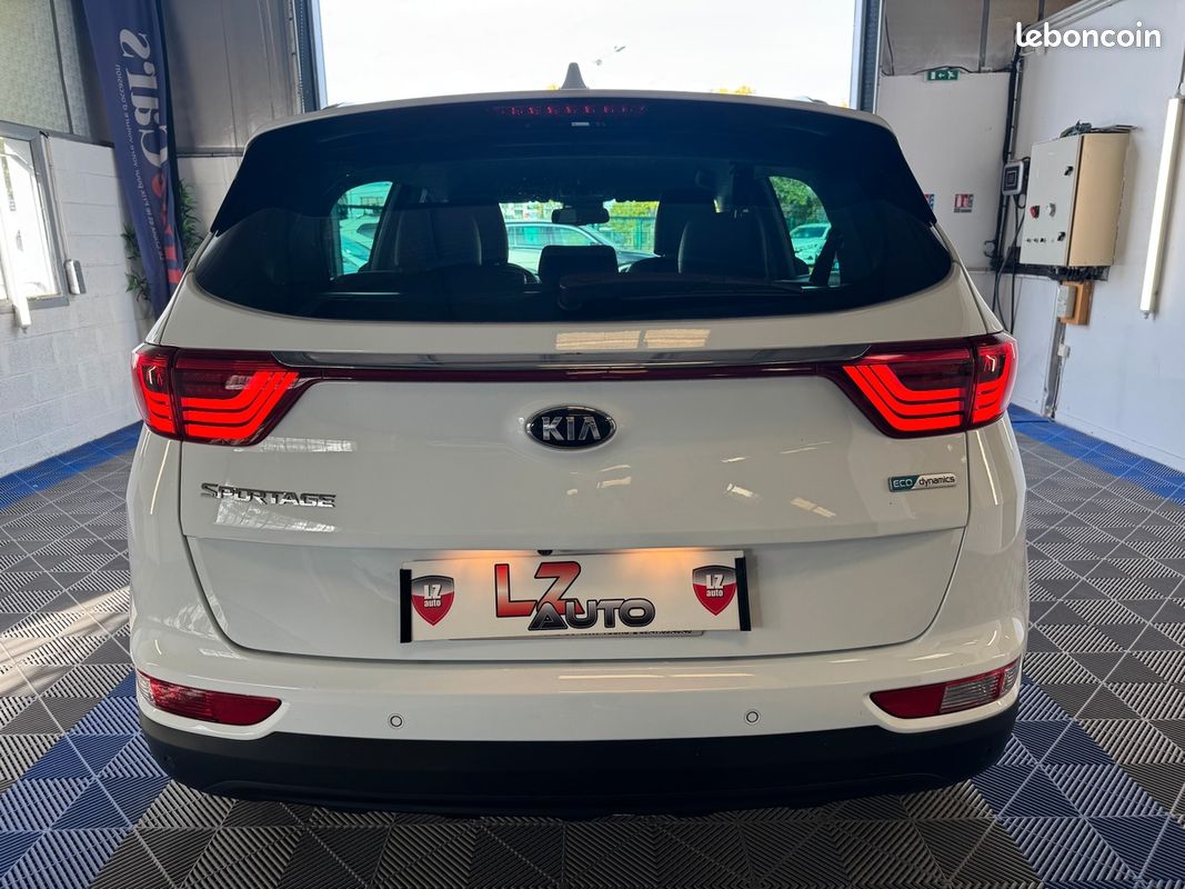 Kia Sportage 1.7 CRDI 141 CH ISG DCT7 ACTIVE Boîte Automatique Bonne ...