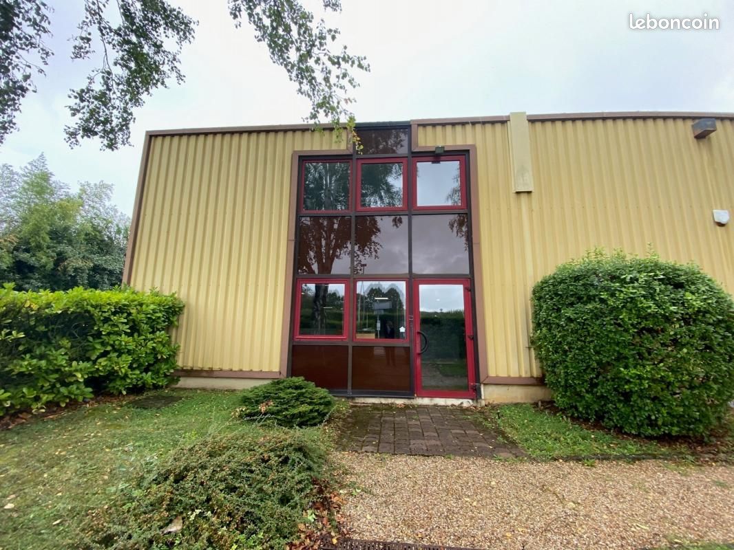 Local bureaux 388 m² - Bureaux & Commerces
