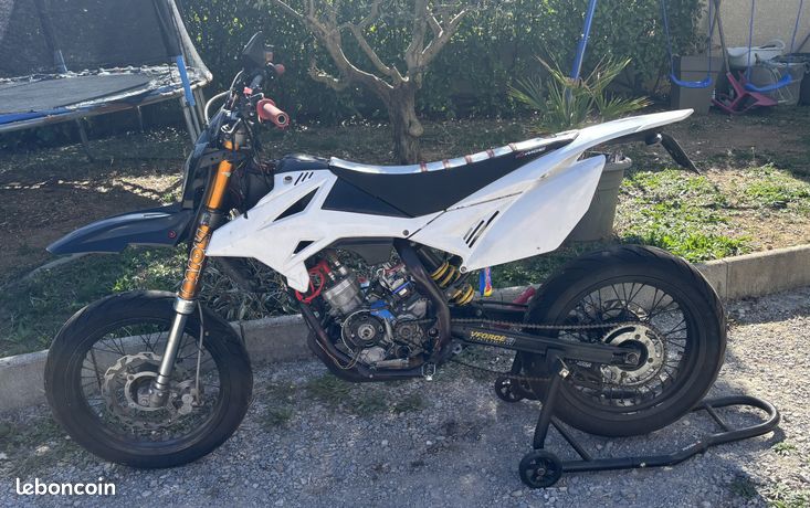 125 cc supermotard d'occasion - Motos - leboncoin