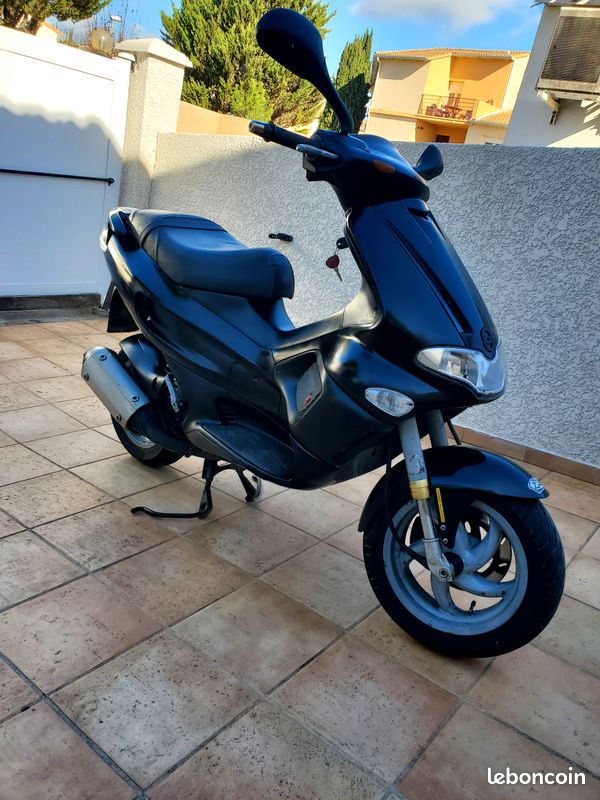 Scooter gilera runner 125cc 2t - Motos