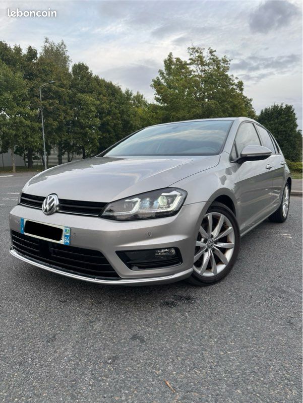 Volkswagen Golf 7 1.6 TDI - Carat - Voitures