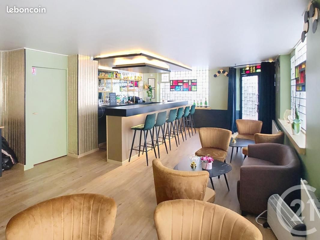 Commerce bar, restaurant 141 m² - Bureaux & Commerces