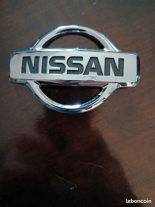 Sigle Nissan - Équipement auto