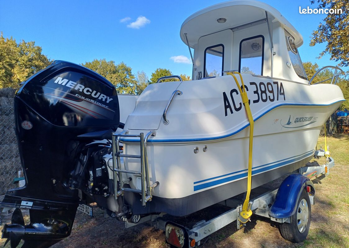 Quicksilver pilothouse 580 Avec remorque de route - Nautisme