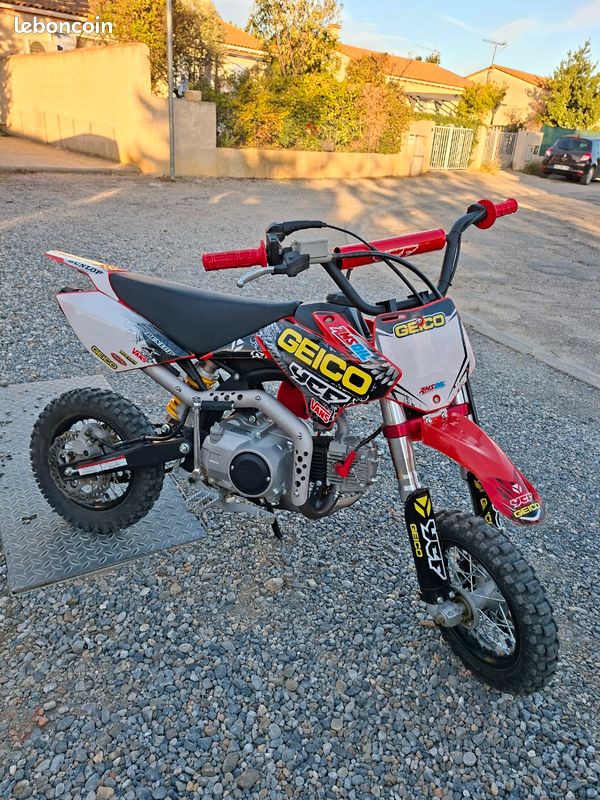 Ycf 88 start 2017 - Motos