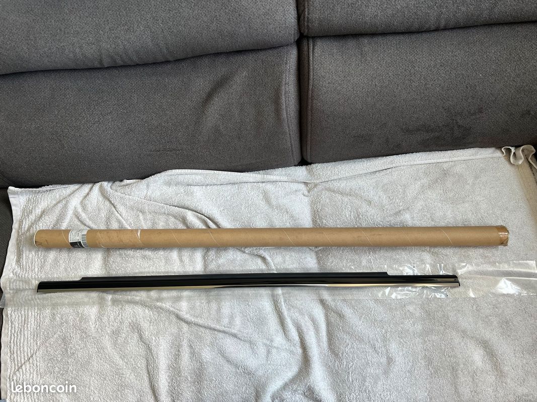 Baguette joint d’étanchéité leche-vitre fenêtre porte arrière gauche ...