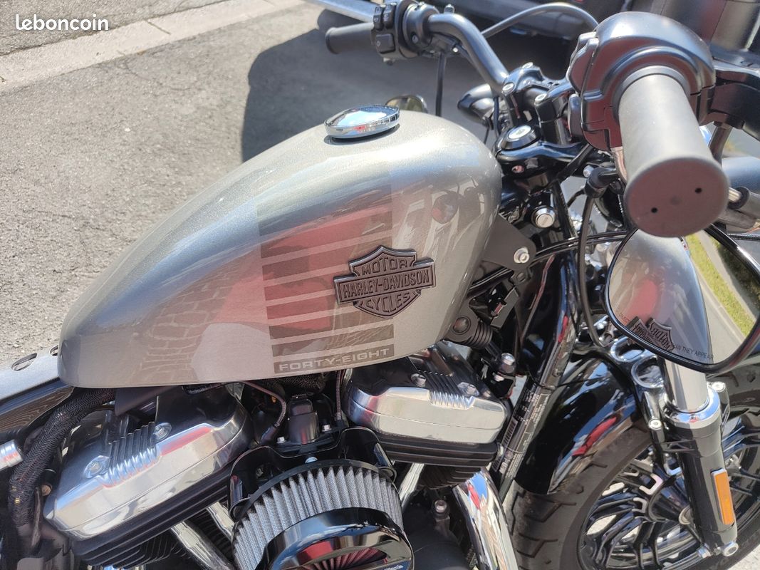 Harley Davidson - Motos