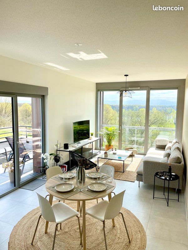 F4 80 m2 meublé + balcon + parking - Locations