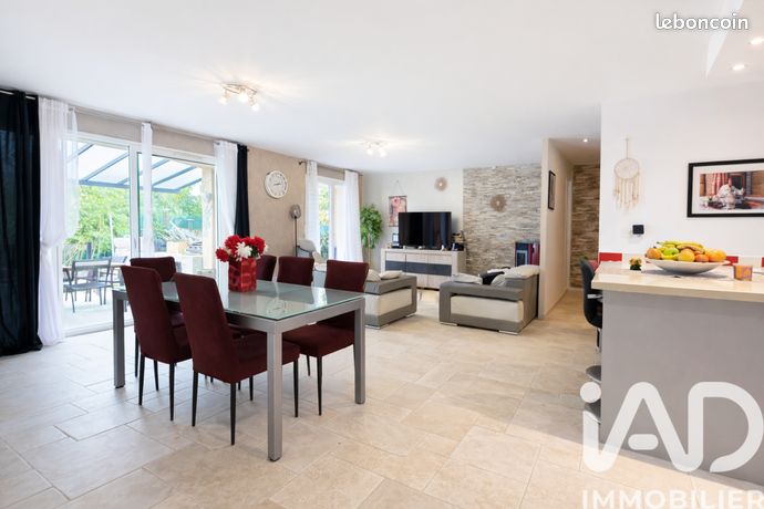 Maison à vendre et vente appartement Peyrolles-en-Provence (13860 ...