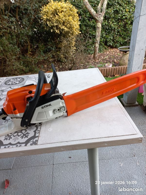 Tronçonneuse STHIL MS261C - Bricolage