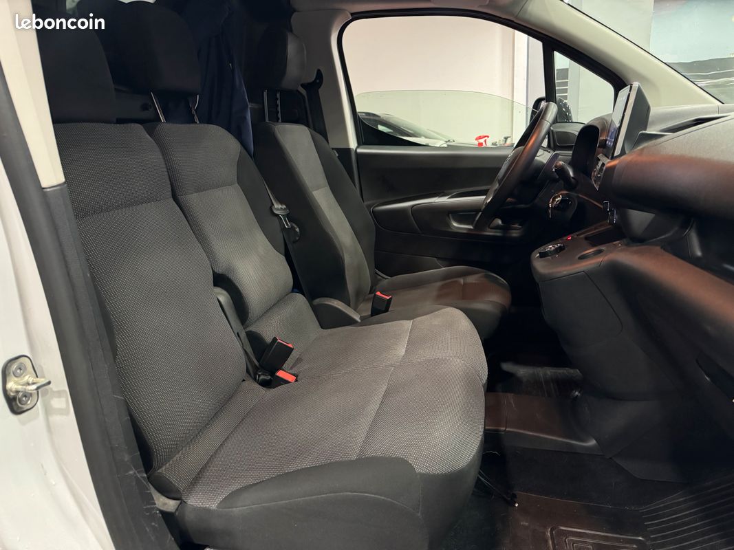 TOYOTA Proace (K9) City L0 1.5 D-4D 131 cv - Utilitaires