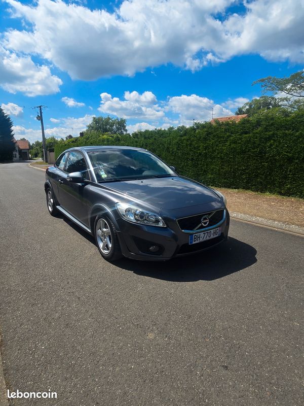 Volvo c30 d2 1.6 td 115cv pack clim tbe - Voitures