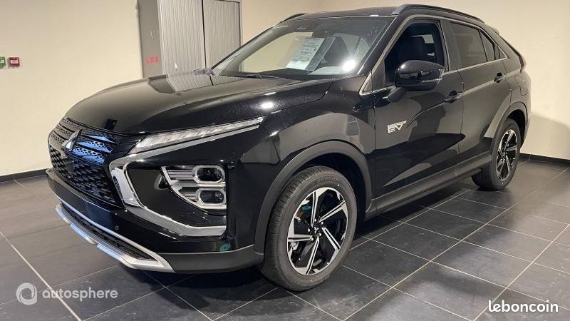 Mitsubishi Eclipse Cross 2.4 MIVEC PHEV 188ch Business 4WD 2023 - Voitures