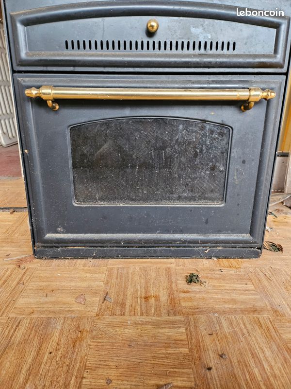 Four en fonte gaz - Électroménager