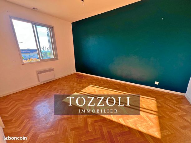 Maison à vendre et vente appartement Saint-Pierre-de-Chandieu (69780 ...