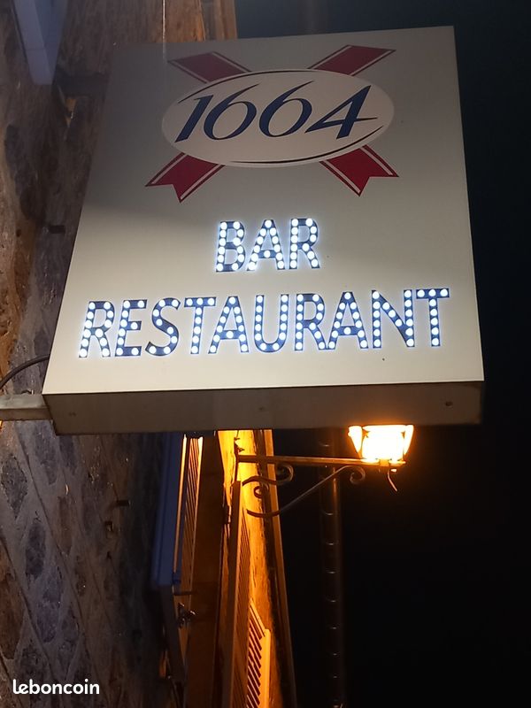 Enseigne panneau lumineux bar restaurant 1664 - Équipements pour ...