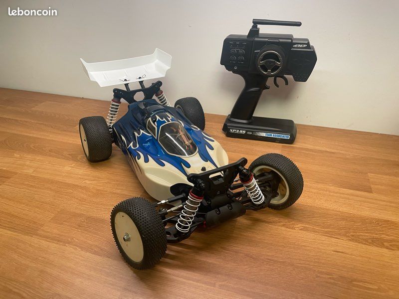 Buggy RC 4x4 Revolt BX10 - Modélisme