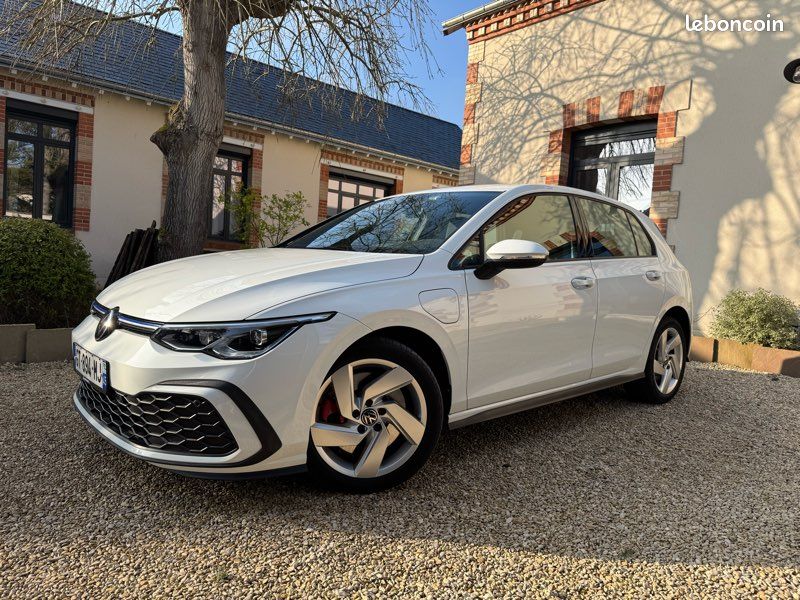 Golf 8 GTE hybride rechargeable - Voitures