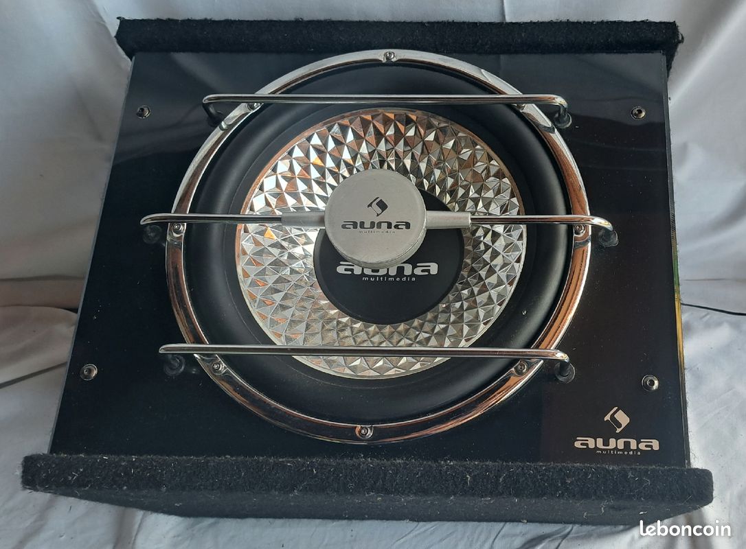 Subwoofer AUNA - Équipement auto