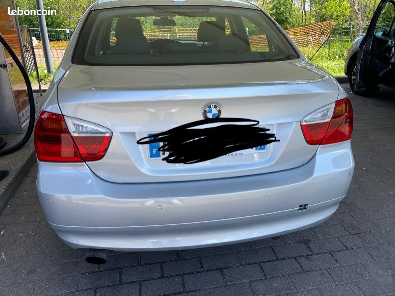 Bmw e90 320d - Voitures