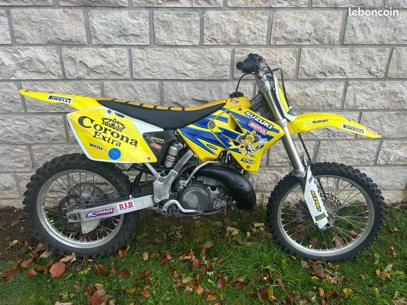 Suzuki 250 rm cross - Motos