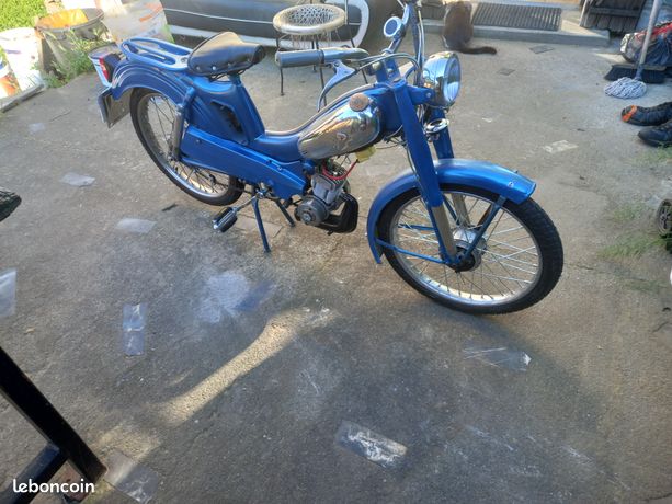 Mobylette motobecane av88 d'occasion - Motos - leboncoin