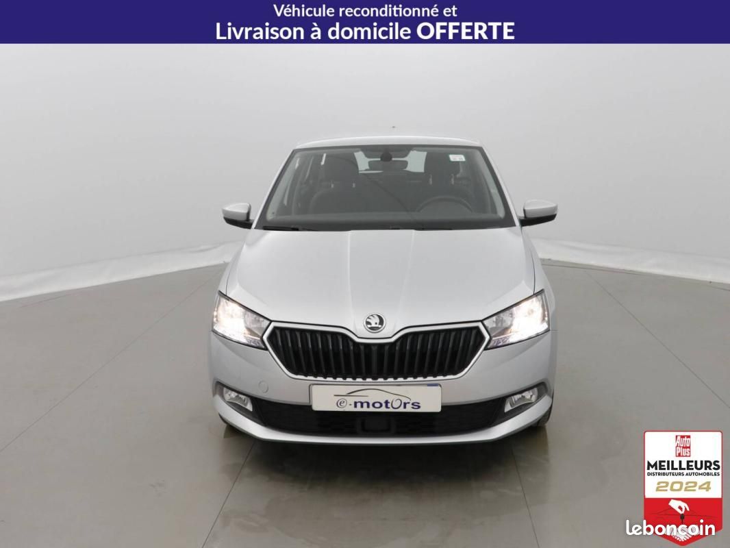 Skoda Fabia 1.0 MPI 60 - Voitures