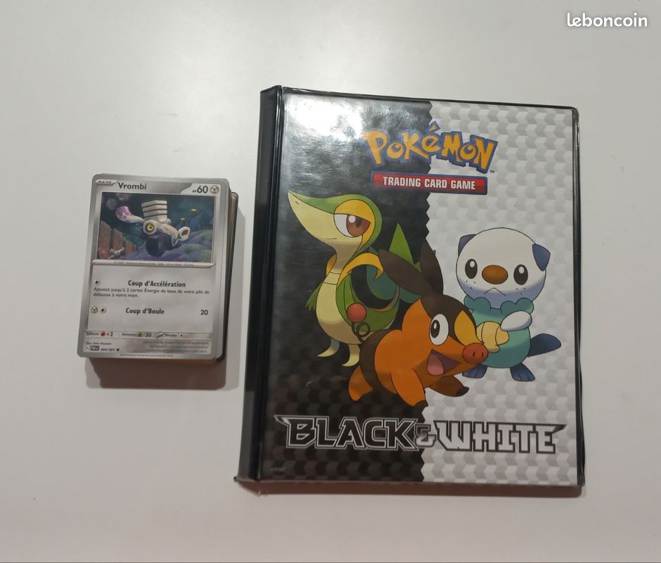Lot 80 cartes pokémon anciennes et récentes + carnet - Collection
