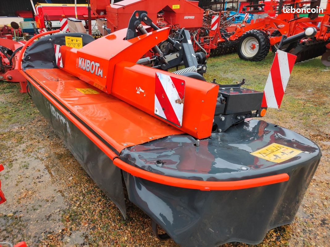 Kubota DM4032S - Matériel agricole