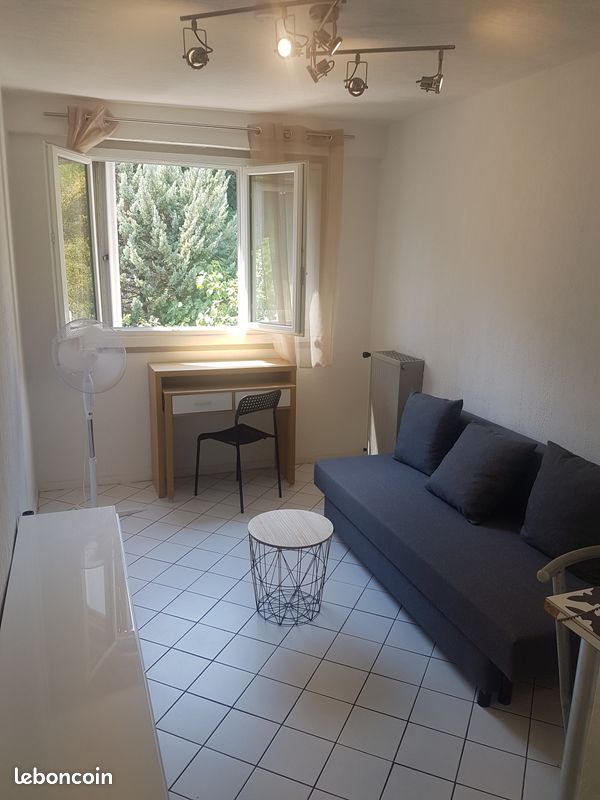 Location studio meublé quartier Parc Imperial - Locations