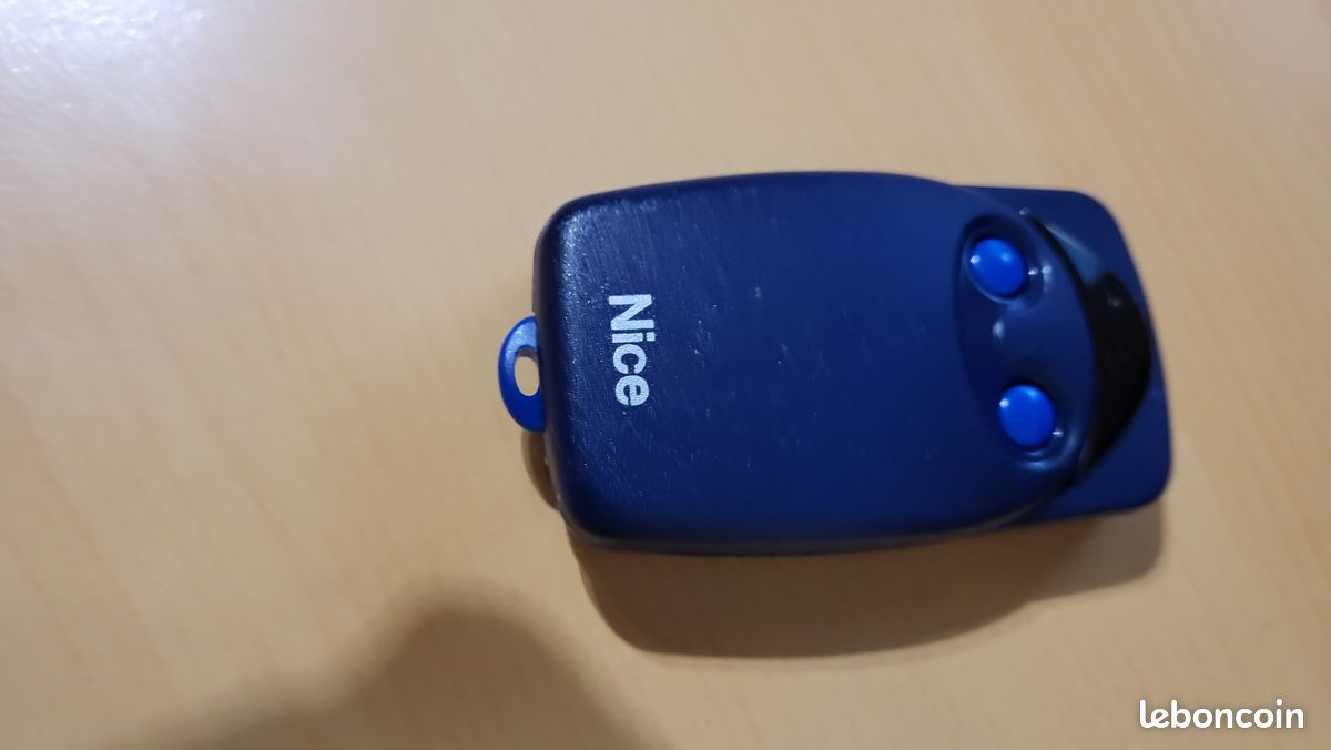 Tele commande por portail neuve nice flo2 - Bricolage
