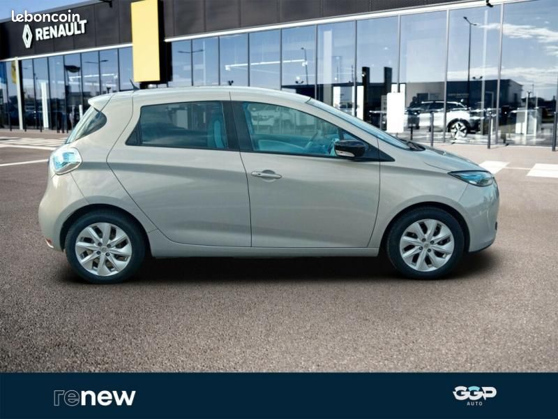 Renault Zoe Zen charge normale Type 2 - Voitures