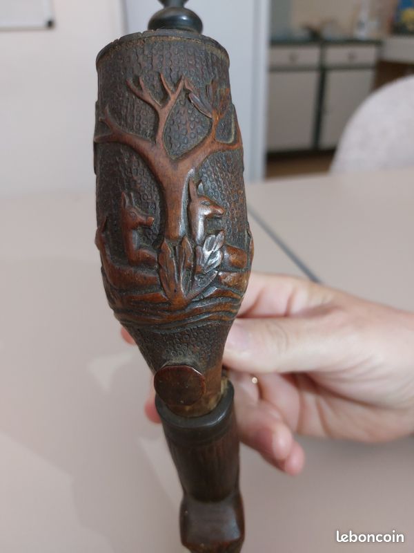 Grande pipe sculptée animaux de la forêt - Collection