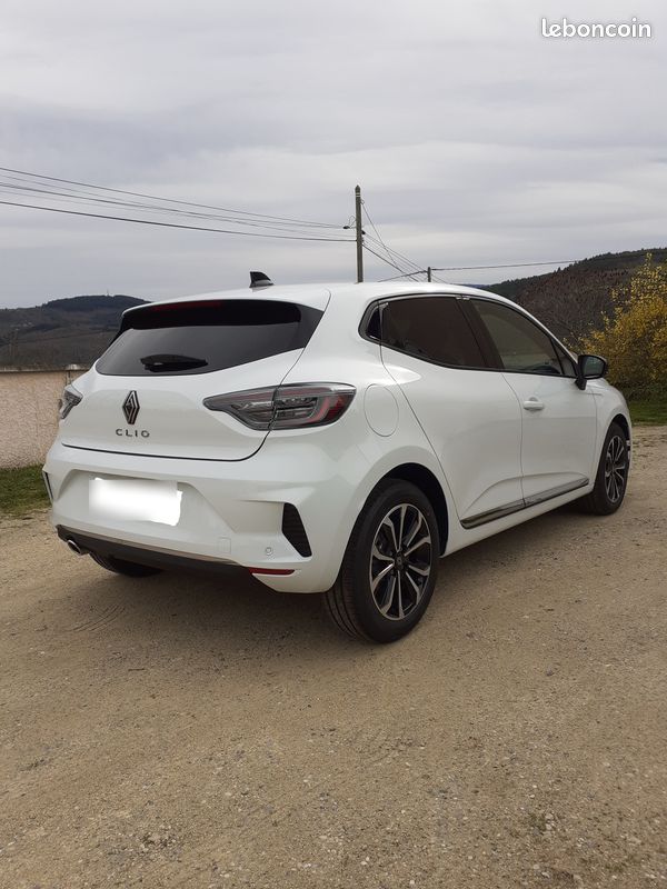 Renault clio v techno tce 90 - Voitures