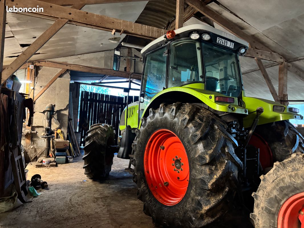 Tracteur CLAAS ATZ 697 - Tracteurs