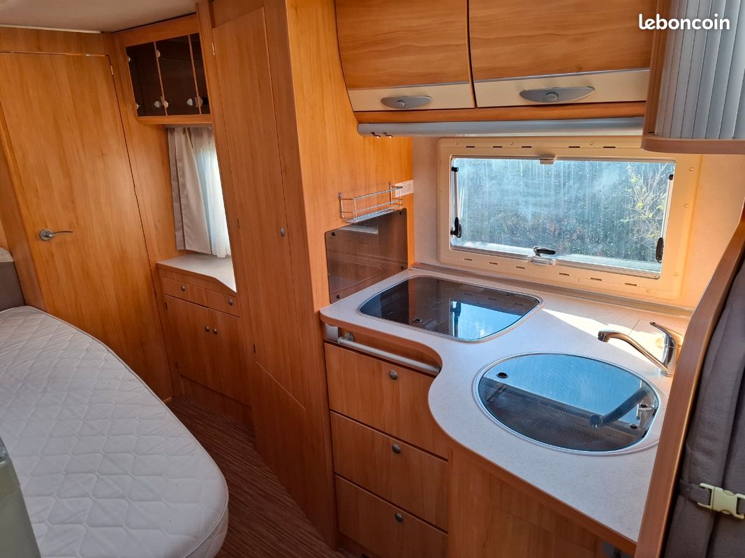 Camping-car adria coral s 680 st - Caravaning