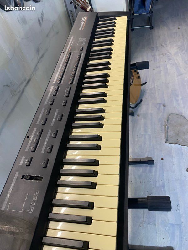 Roland clavier midi A33 - Instruments de musique
