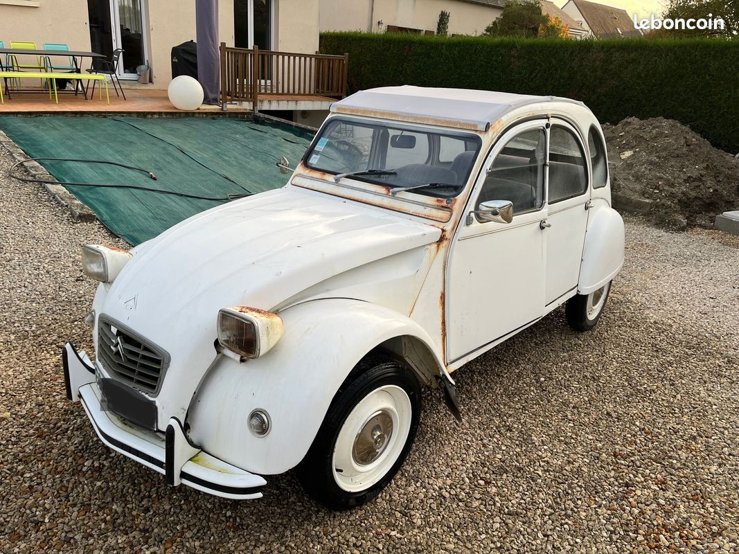 Citroën 2cv - 2cv6 Club Blanche - 1976 - Caisse à reprendre - Sans CT ...