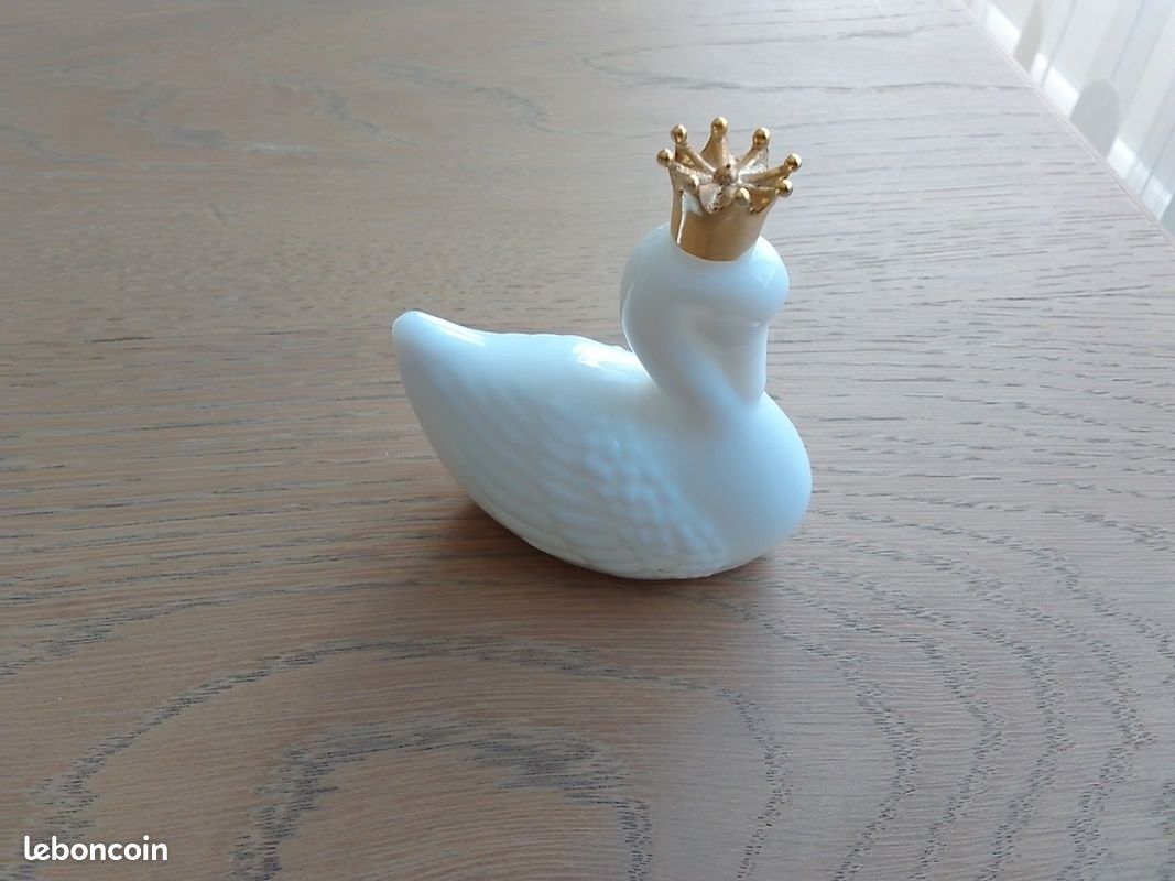 Flacon parfum de marque Avon cygne avec couronne dorée hauteur 8cm ...