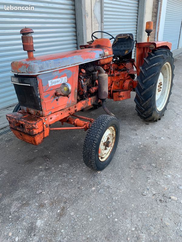 Tracteur Super 7 Renault