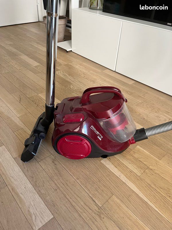 Aspirateur Rowenta Swift Power Cyclonic 900W - Électroménager