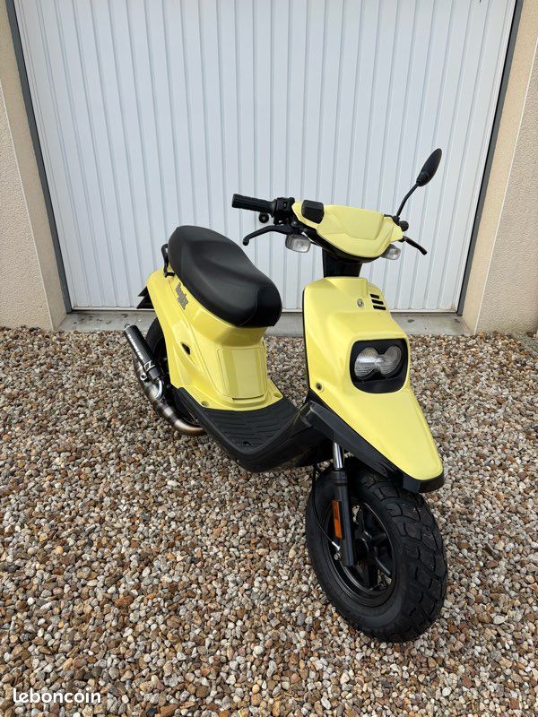 Beau MBK Booster Spirit - Motos