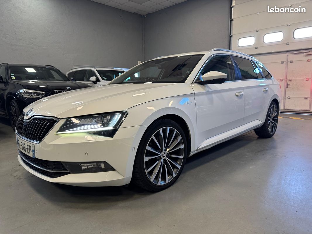 Skoda Superb Combi 2.0TDI 190CV L&K DE 2O17 979OEURO - Voitures