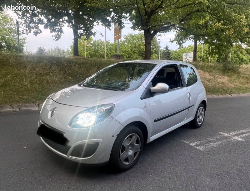 Twingo 2 1.2 i 16v 75cv - Voitures