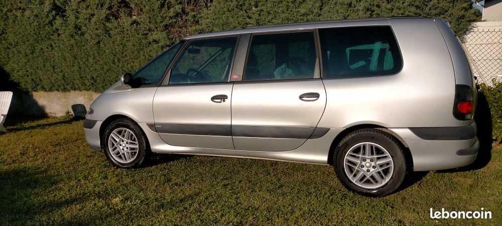 Espace 3 divers pièces détachées - Équipement auto