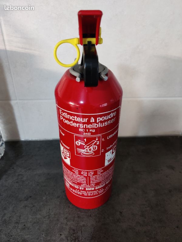 Extincteur auto neuf - Équipement auto